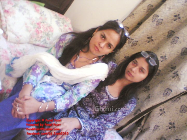Mobile Girls Archives Gixmi