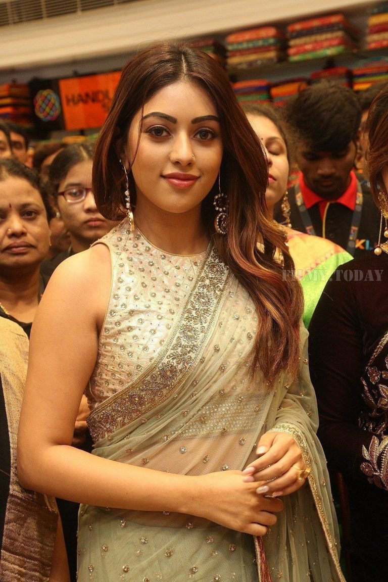 Hot Indian Girls Archives Gixmi